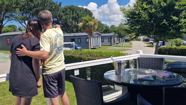 Visit Cornwall | Hendra Holiday Park