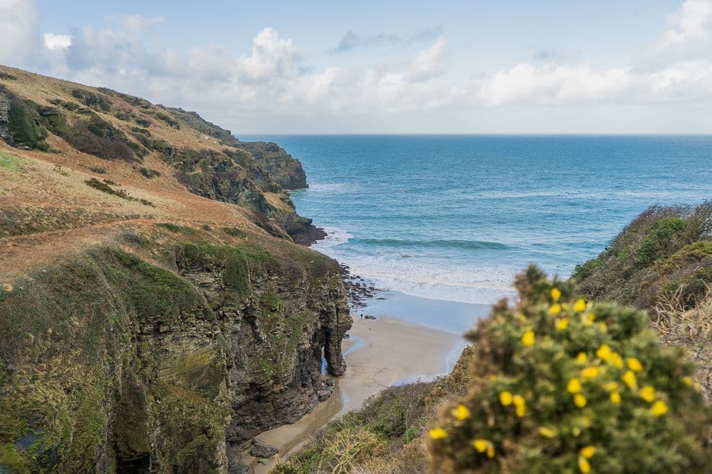 Visit Cornwall | Beaches: Bossiney Cove Beach