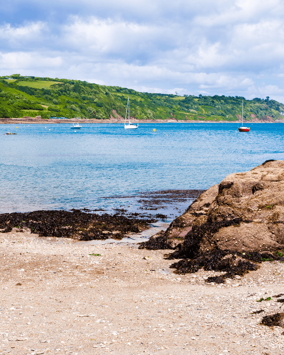 Visit Cornwall | Beaches: Cawsand Beach