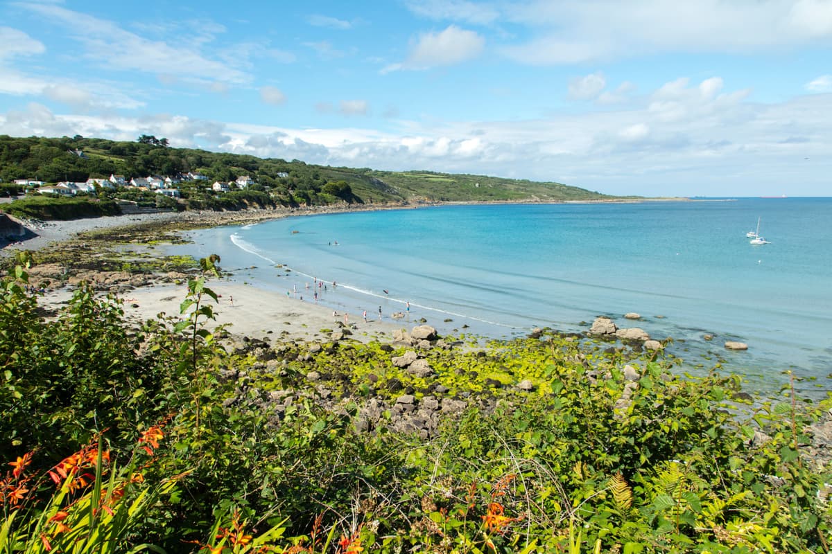 Visit Cornwall | Beaches: Coverack Beach