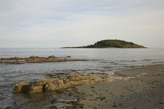 Visit Cornwall | Beaches: Hannafore Beach