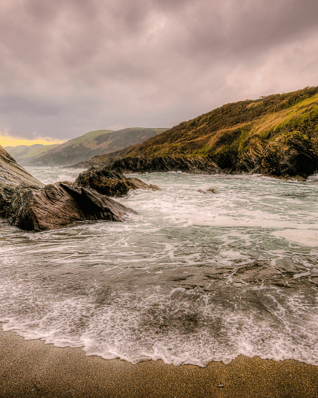 Visit Cornwall | Beaches: Lansallos Beach