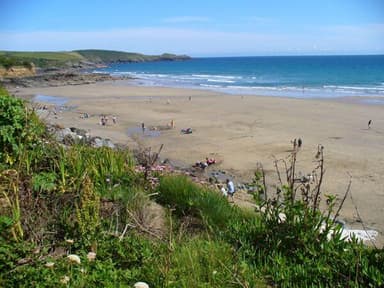 Visit Cornwall | Beaches: Perranuthnoe Beach