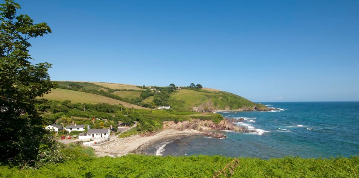 Visit Cornwall | Beaches: Talland Bay Beach