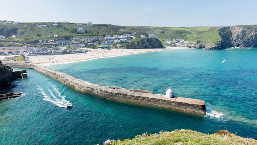 Visit Cornwall | Beaches: Portreath Beach